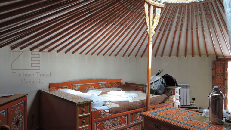 Ger camp for travellers in Mongolia | Mongolia Tours