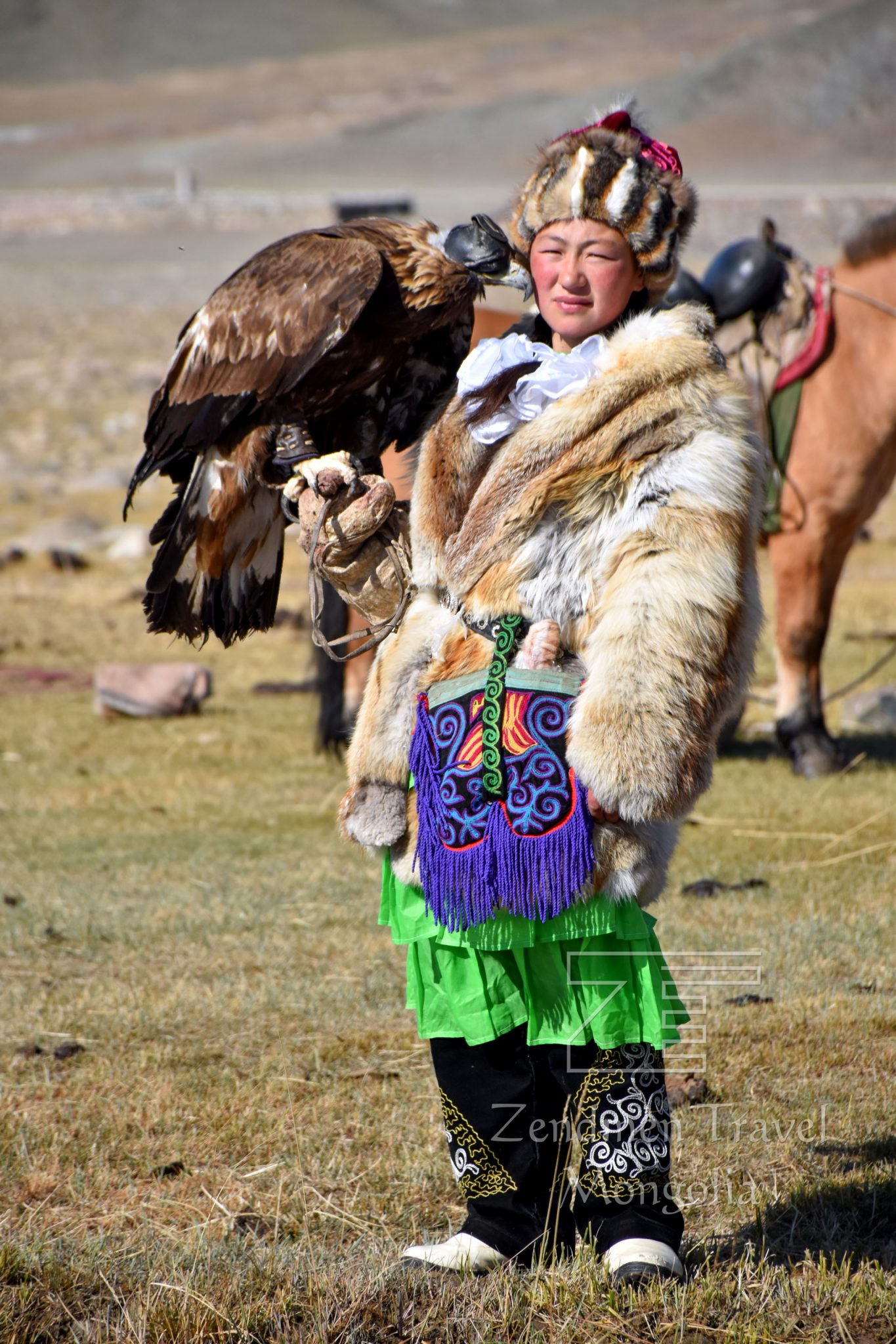 Eagle Hunters and Huntress | Mongolia Tours